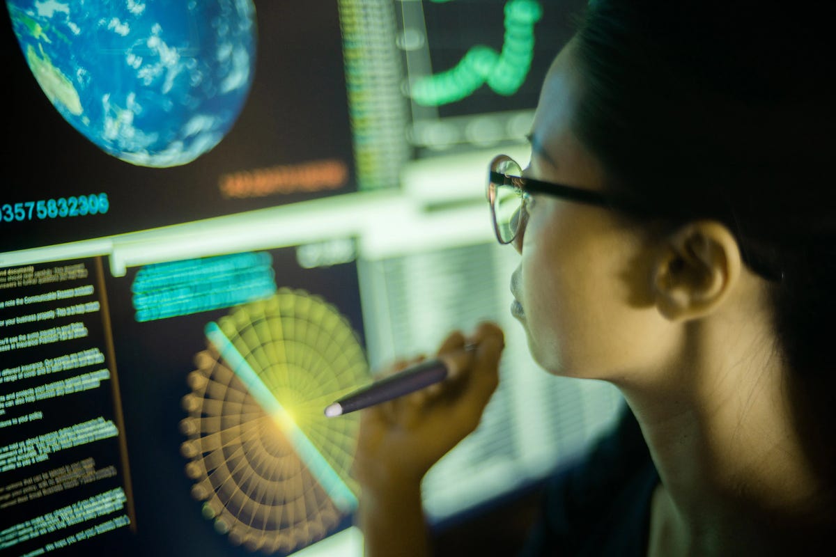 How Tech Executives Can Support Gender Diverse Cyber Talent | Splunk